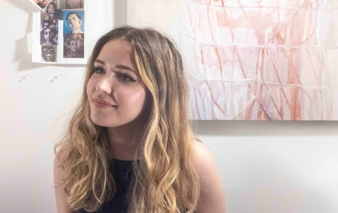 MEET AMY: UNCOVERING THE BEAUTY OF VULNERABILITY – Curina