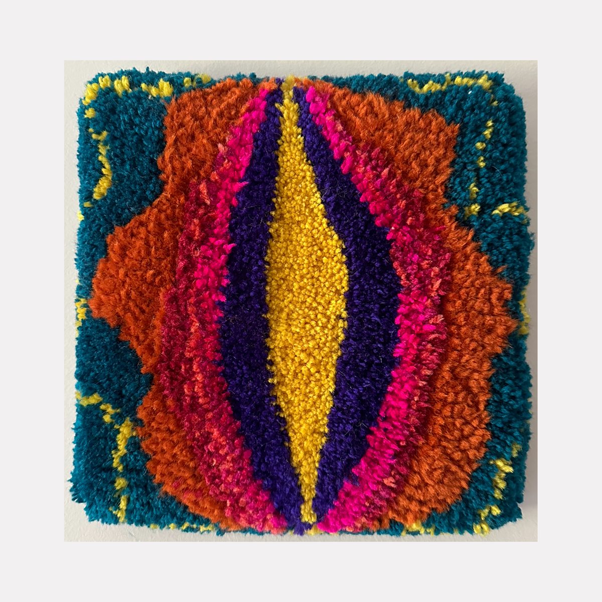 Semente (Seed) by Ana Maria Farina – Curina